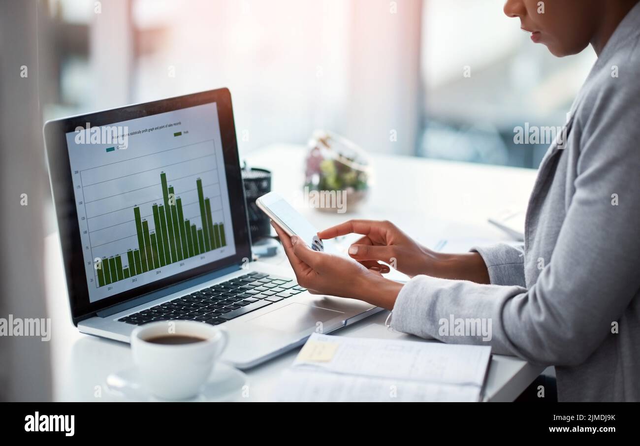 Laptop accountant screen hi-res stock photography and images - Alamy