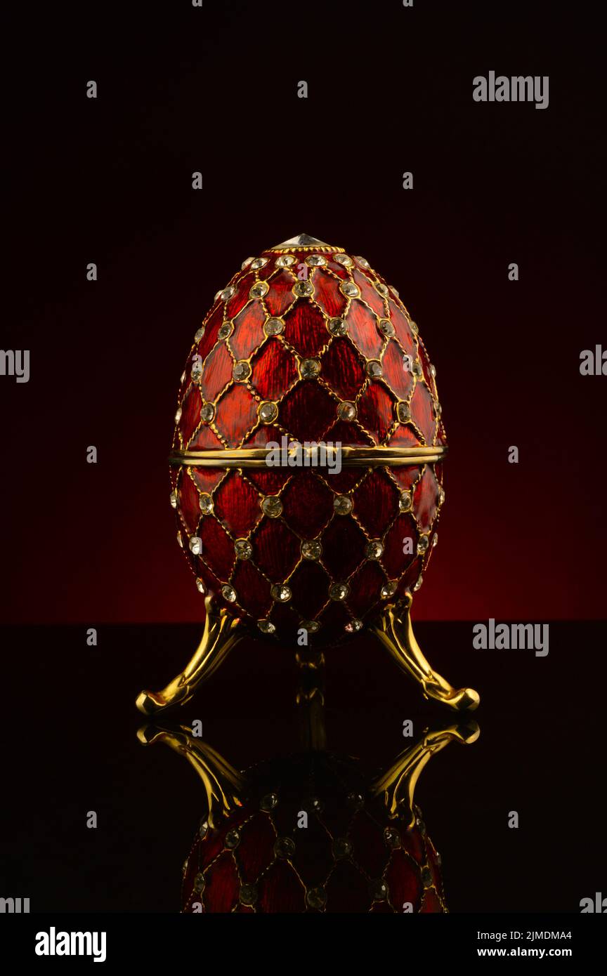 Antique faberge egg hi-res stock photography and images - Alamy