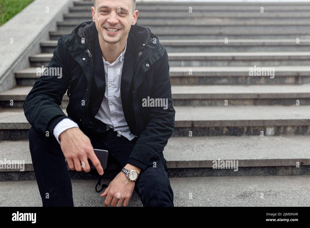 Happy guy hi-res stock photography and images - Alamy
