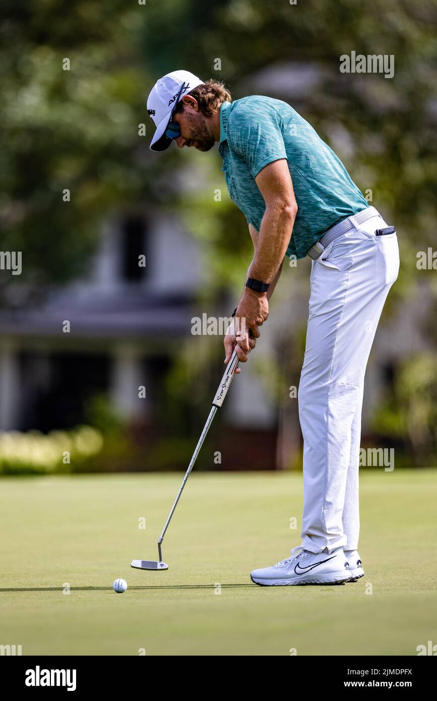 August 5, 2022: Patrick Rodgers takes a birdie putt on the ninth green ...