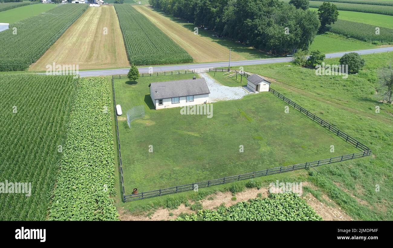 Aerial view amish countryside corn hi-res stock photography and images ...