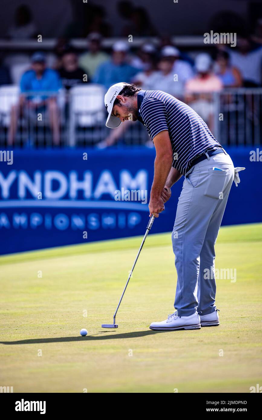 August 5, 2022: Davis Riley setup for a birdie attempt on the ninth ...