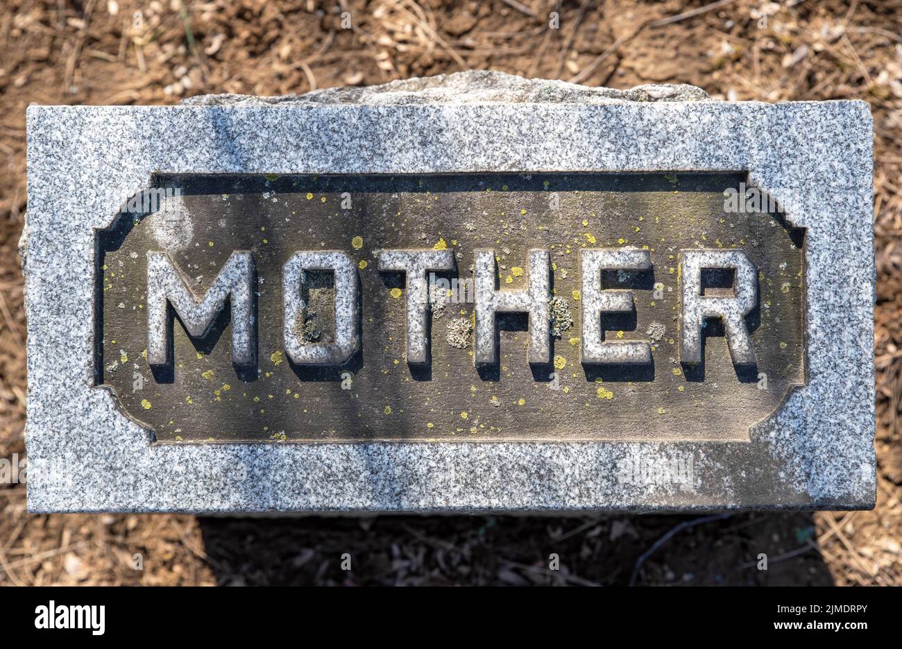 Headstone of mother hi-res stock photography and images - Alamy