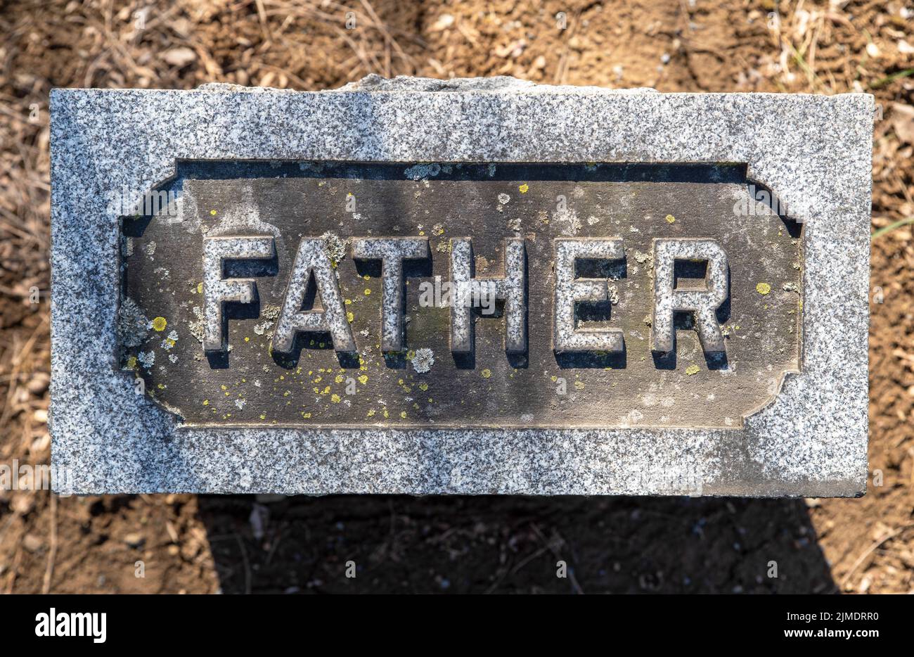 Headstone of father hi-res stock photography and images - Alamy
