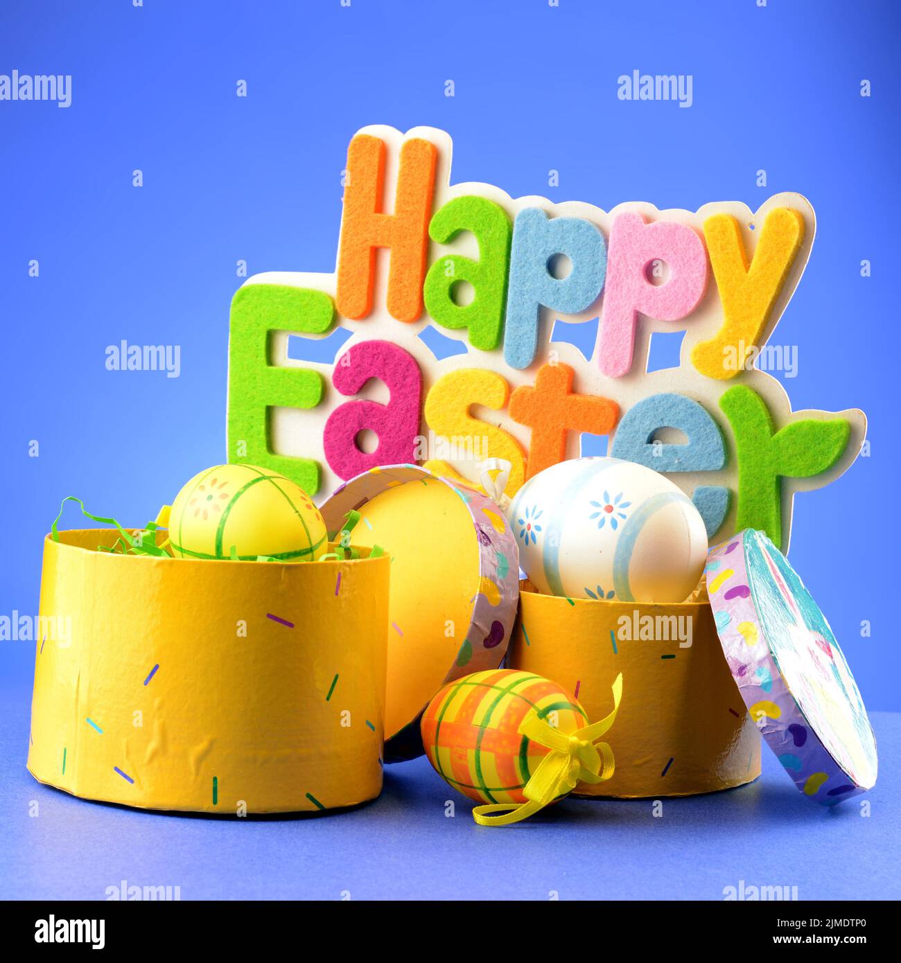 Happy scene hi-res stock photography and images - Alamy