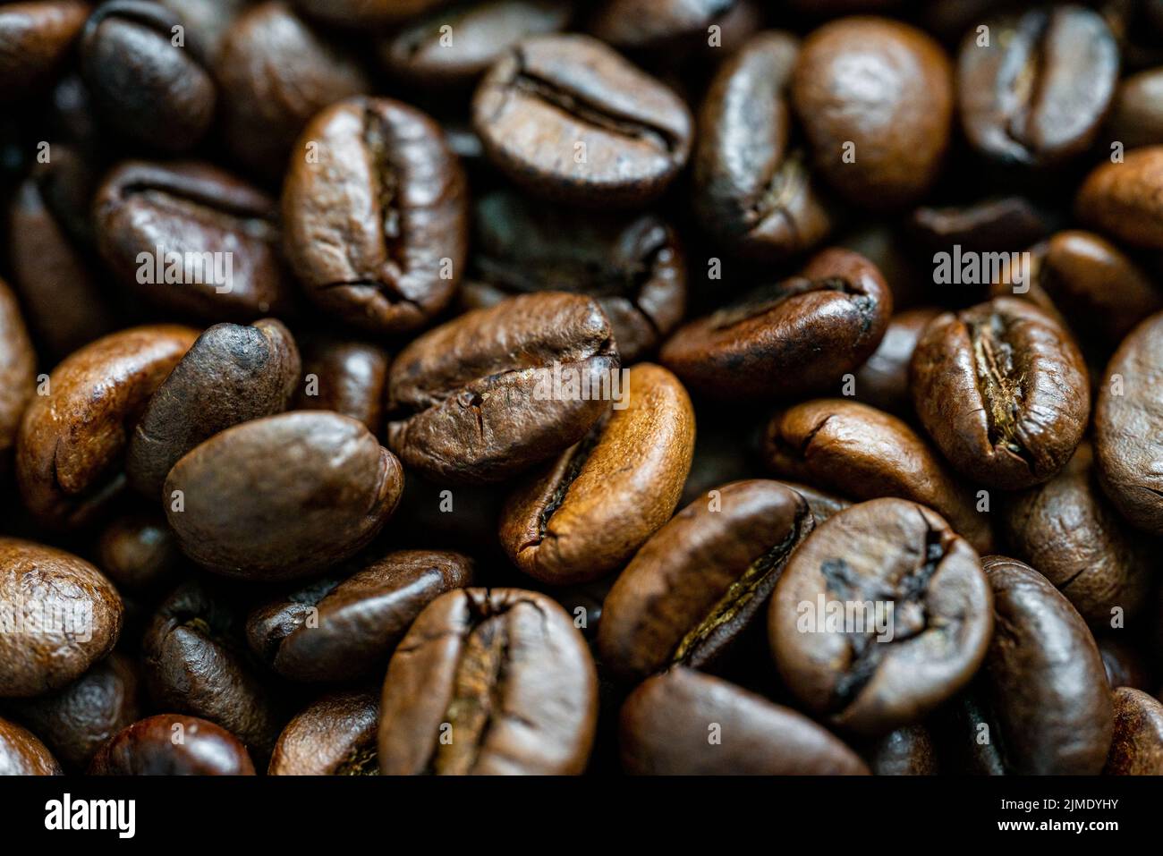 Coffee Beans. Toasted coffe beans texture Stock Photo - Alamy