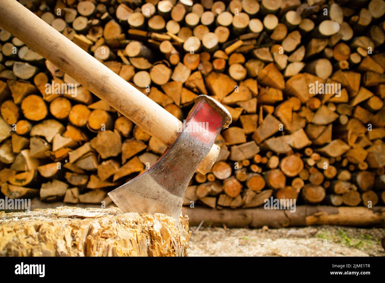 Small log storage hi-res stock photography and images - Alamy