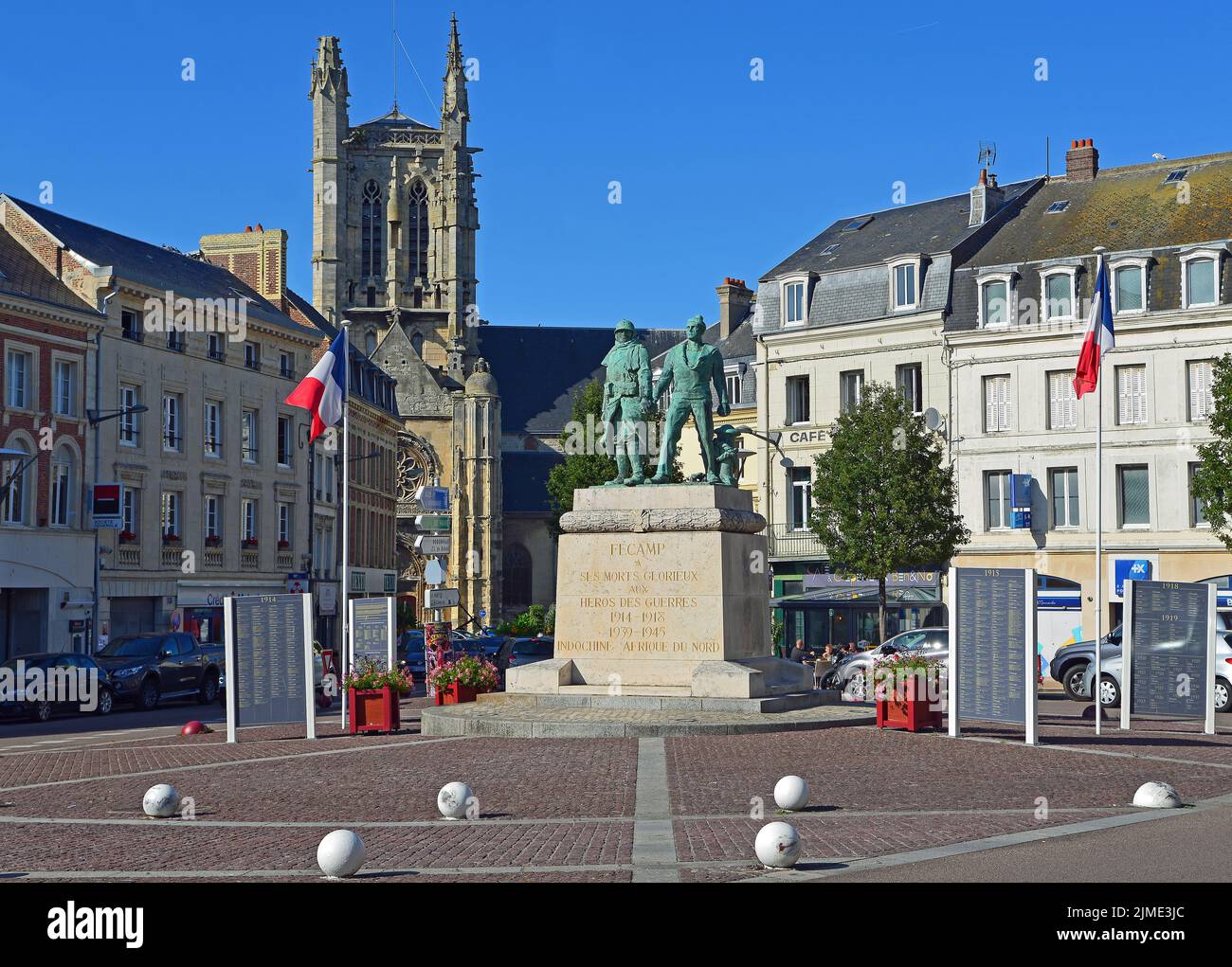 Fecamp harbour cliffs hi-res stock photography and images - Alamy