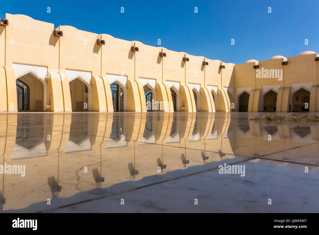 Inner Courtyard of the Mosque in Doha Stock Photo - Alamy