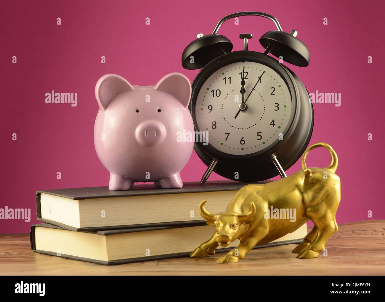 Market bullish hi-res stock photography and images - Alamy
