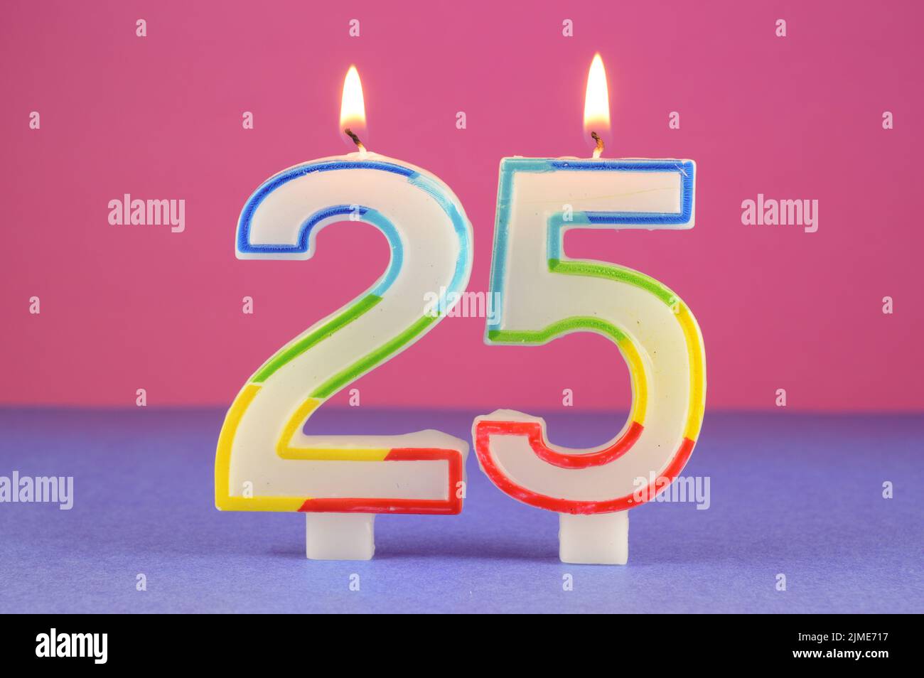 Number numeral 25 twenty five hi-res stock photography and images - Alamy