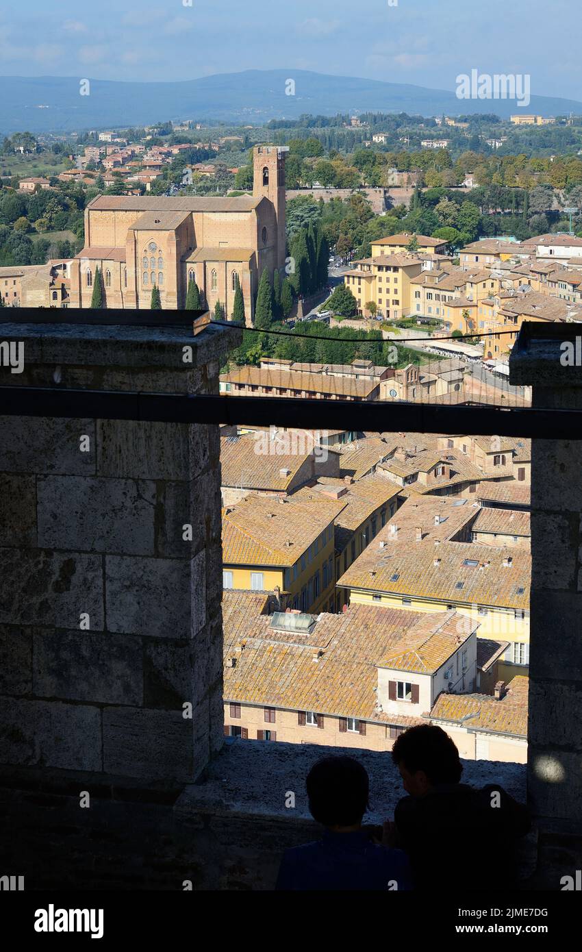 Tuscany city landscape hi-res stock photography and images - Alamy