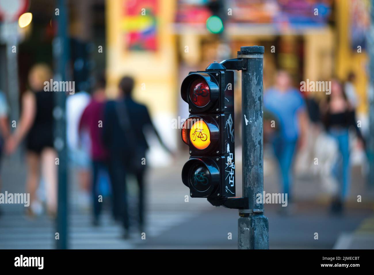 Pedestrian traffic light street hi-res stock photography and images - Alamy