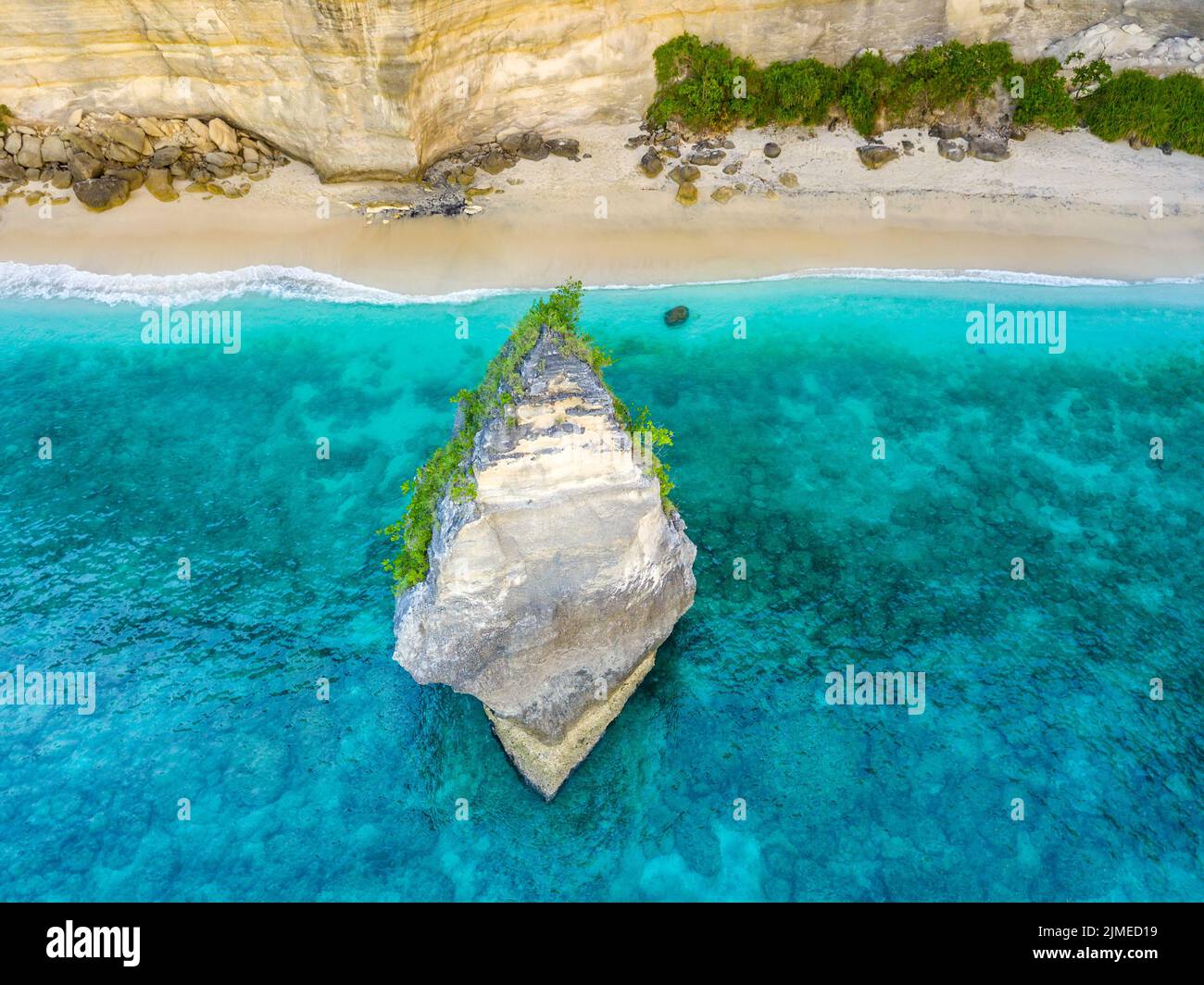 Beach opposite hi-res stock photography and images - Alamy