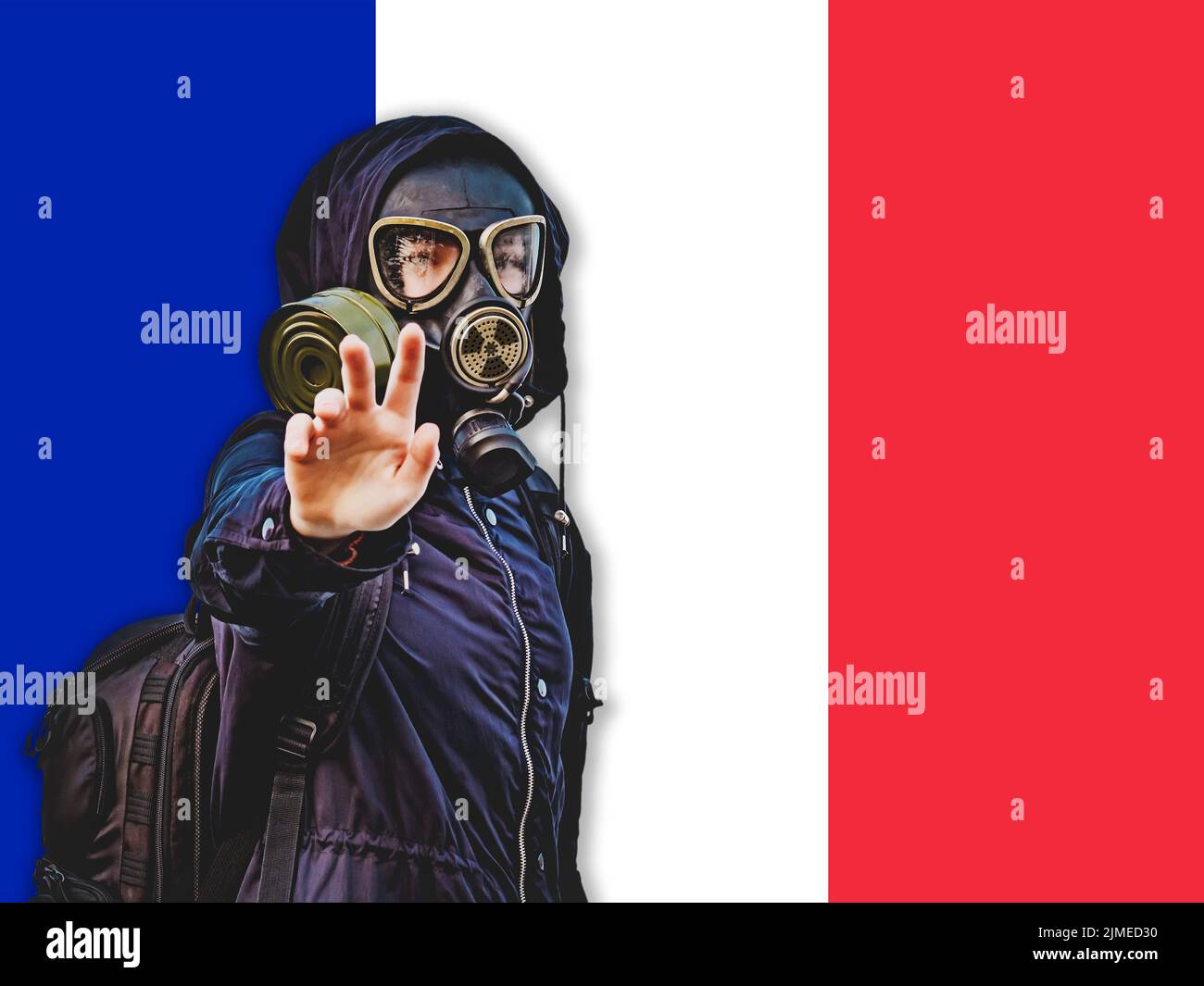 World war gas mask warning hi-res stock photography and images - Alamy
