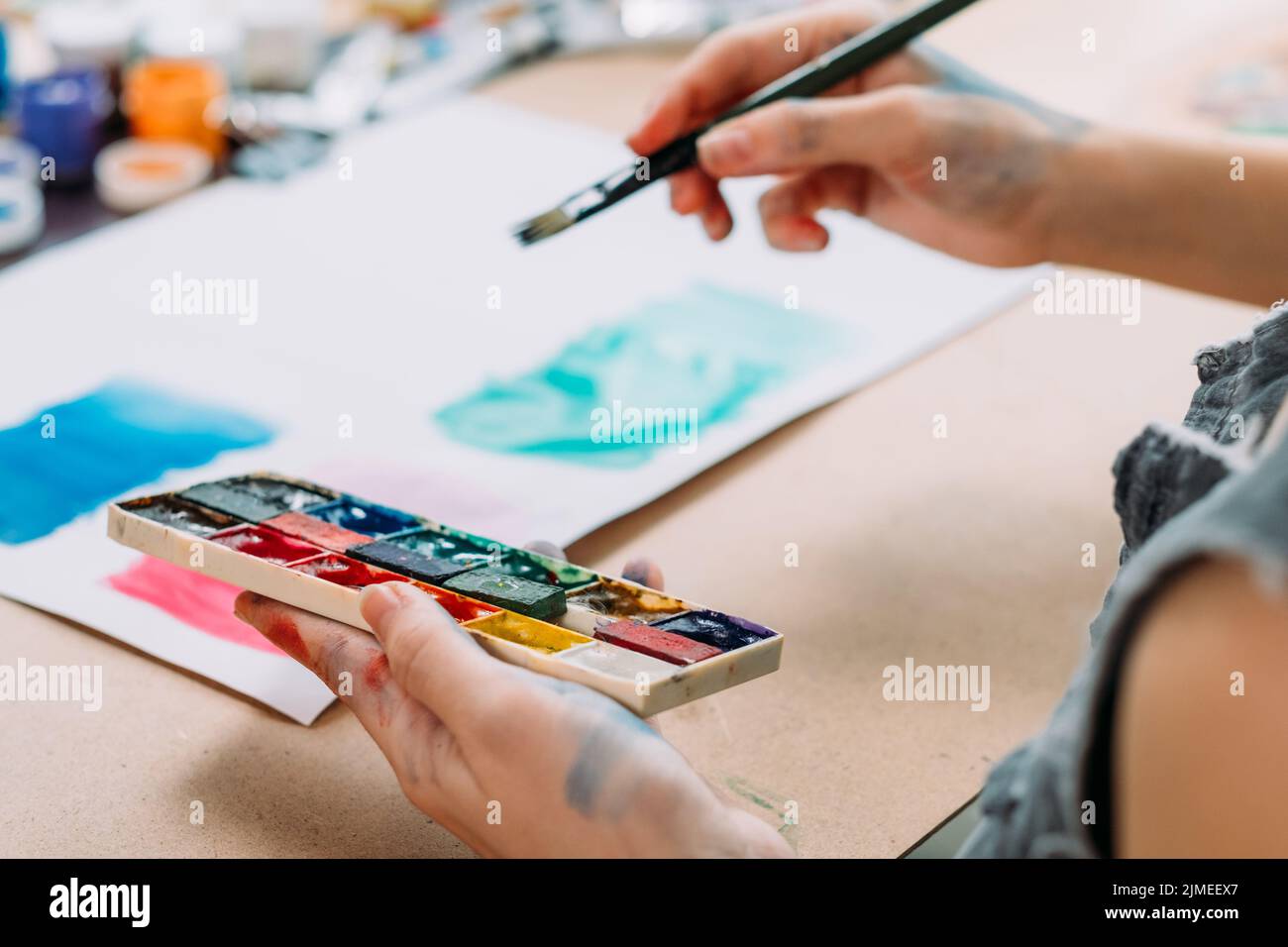 Contemporary watercolor hi-res stock photography and images - Alamy