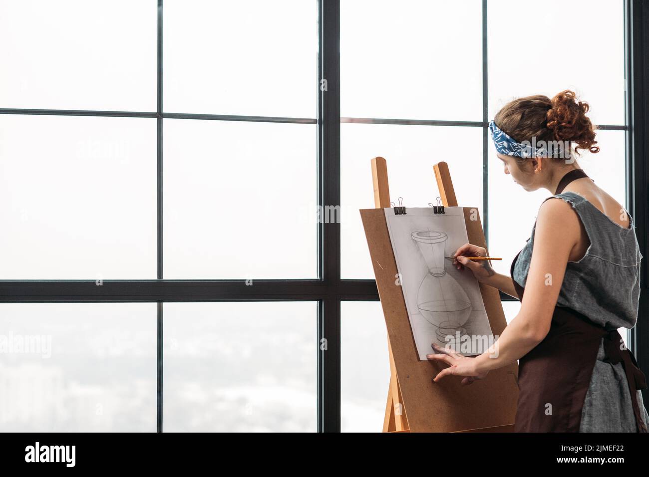 art class young lady drawing sketch vase studio Stock Photo - Alamy