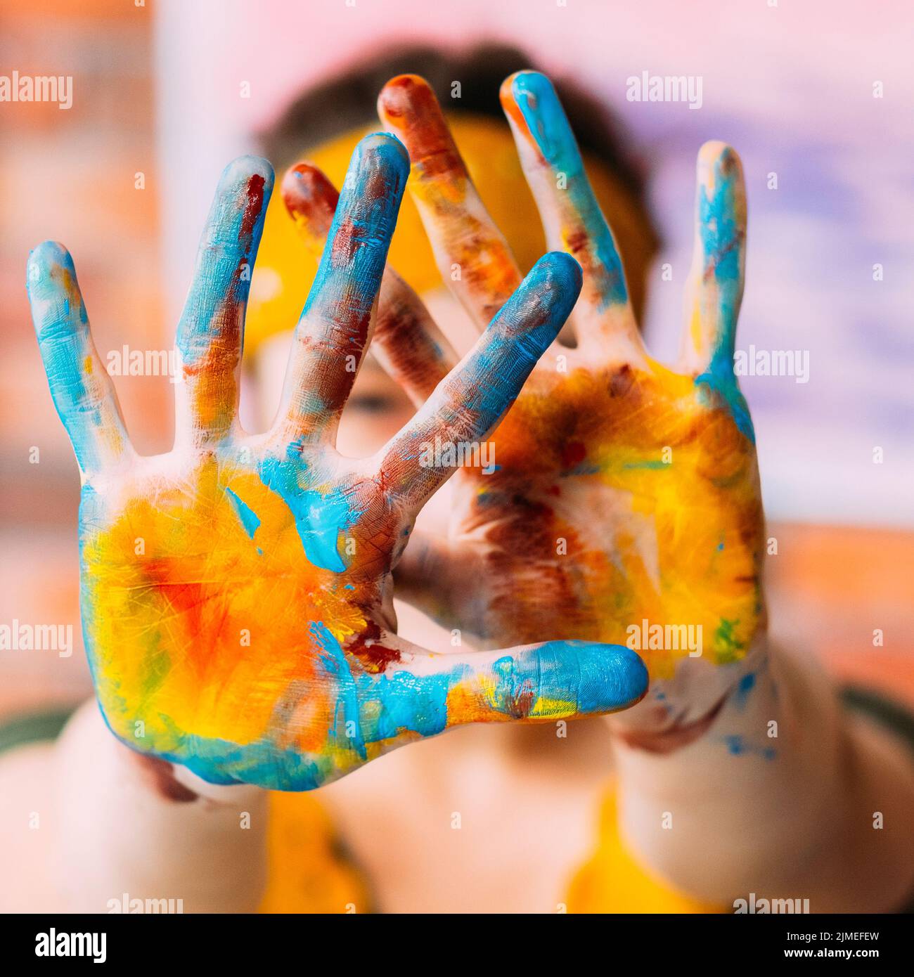 Modern art hands hi-res stock photography and images - Alamy