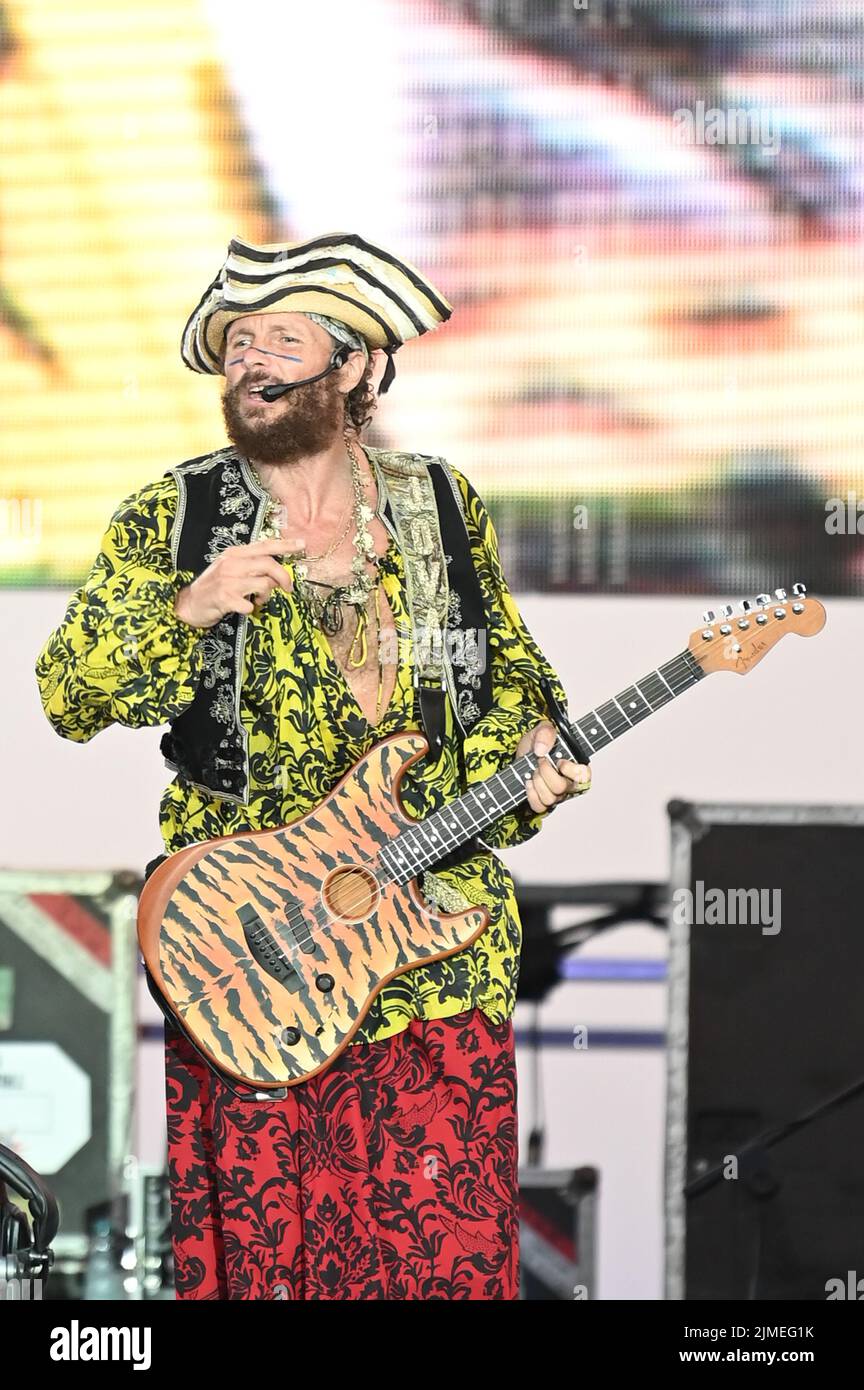 Lungomare, Lido di Fermo, Italy, August 05, 2022, Jovanotti performing ...