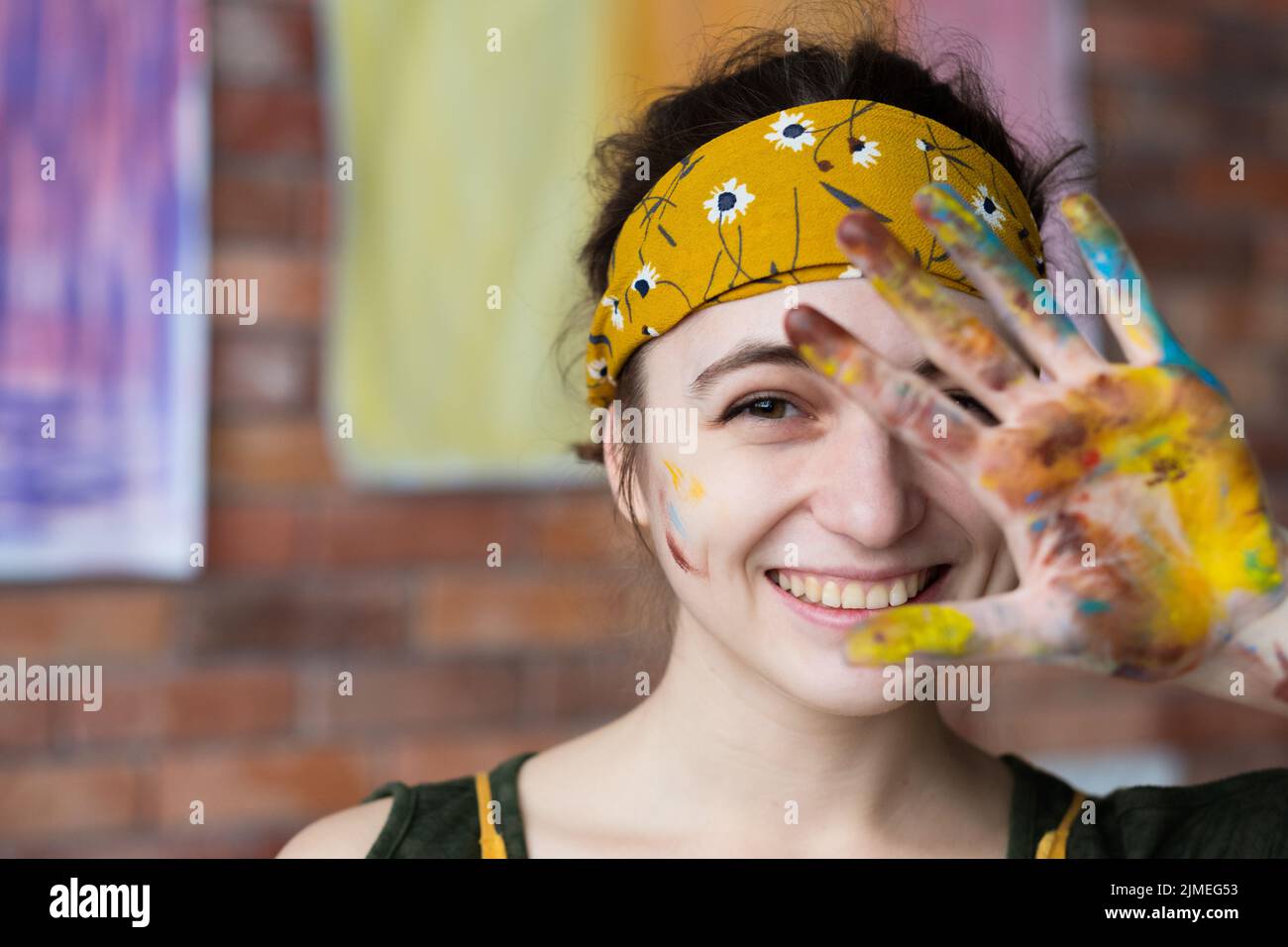 talent leisure portrait female artist fun smiling Stock Photo - Alamy