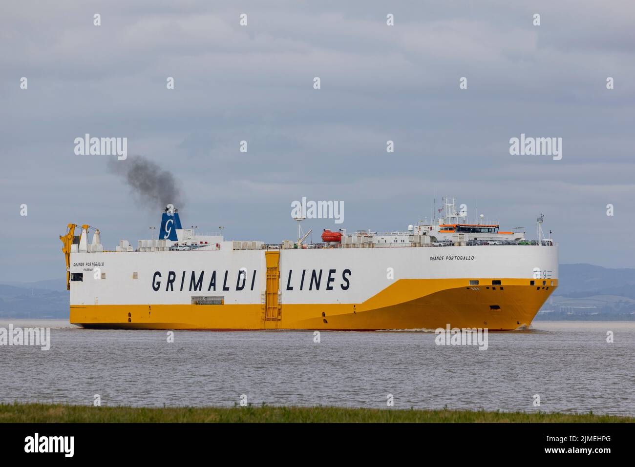 Roro carrier car ramp hi-res stock photography and images - Alamy