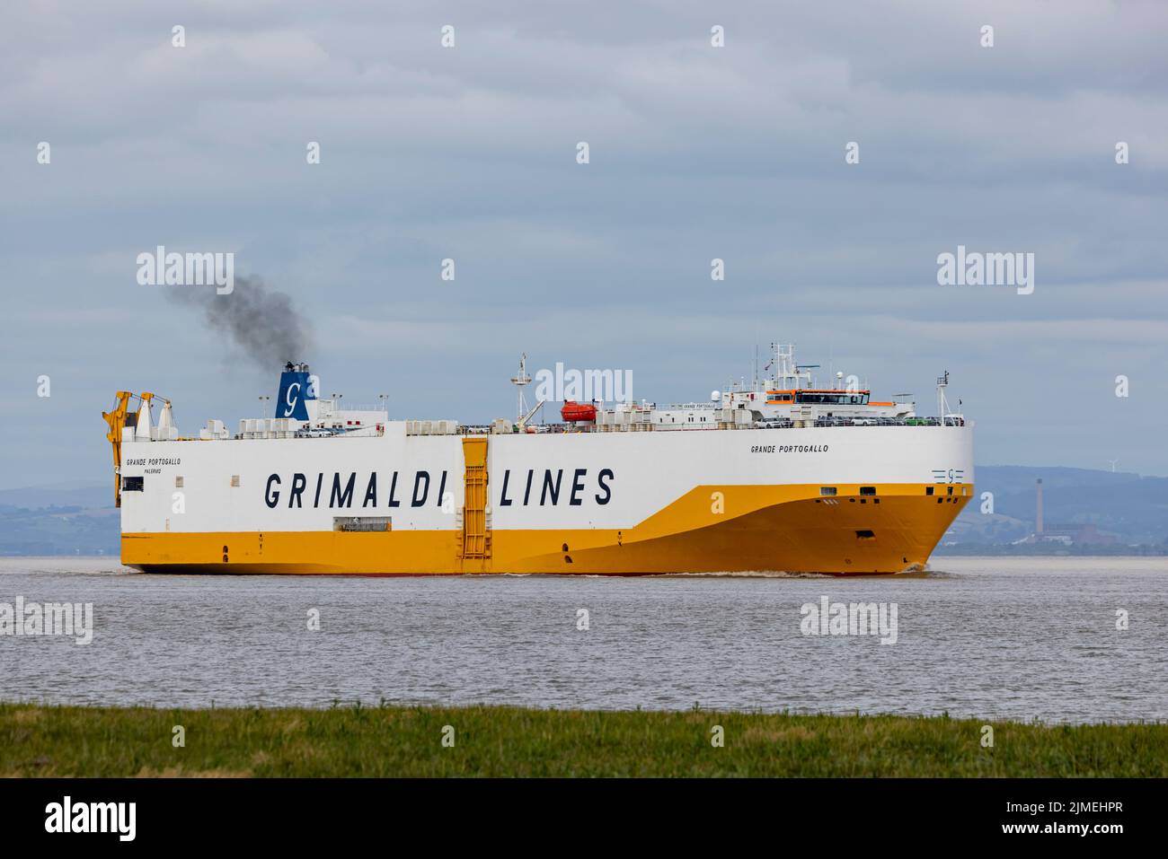 RoRo heading for Royal Portbury docks Stock Photo - Alamy