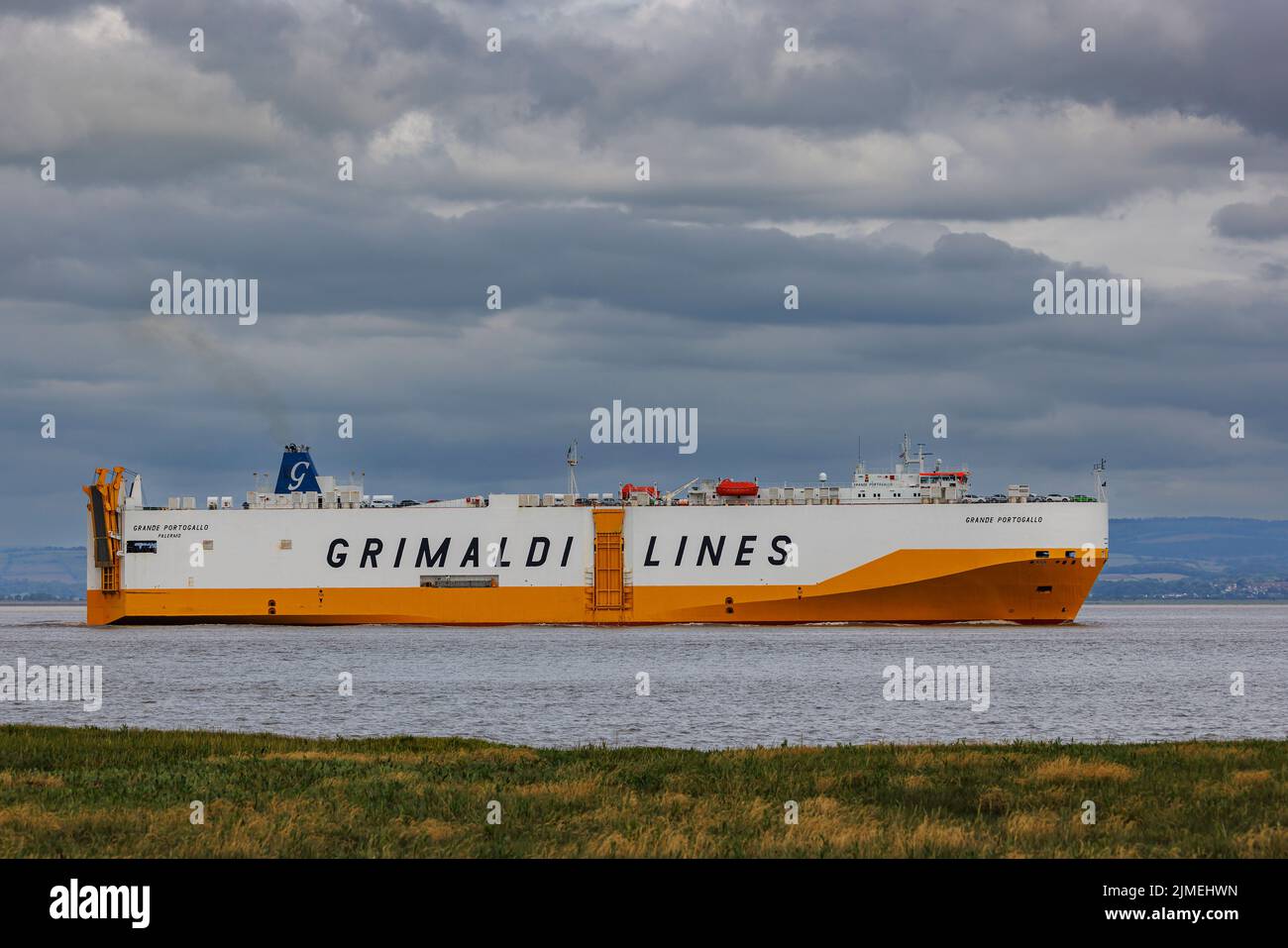 RoRo heading for Royal Portbury docks Stock Photo - Alamy