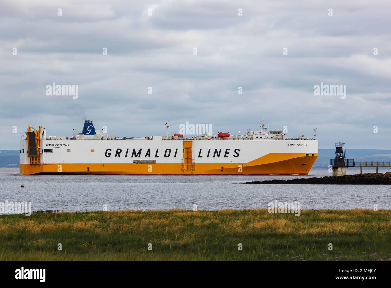 Roro carrier car ramp hi-res stock photography and images - Alamy