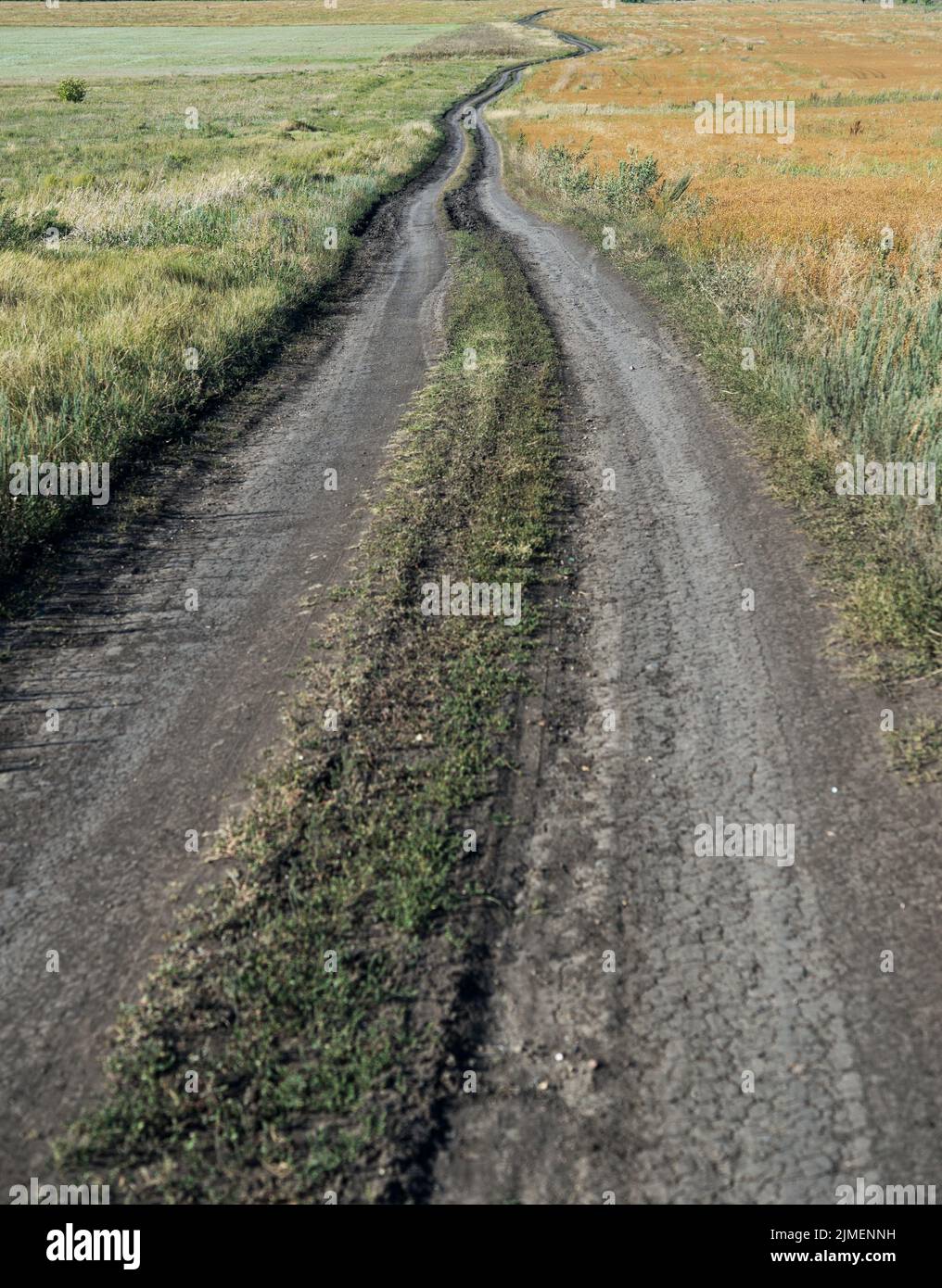 Ground country road hi-res stock photography and images - Alamy