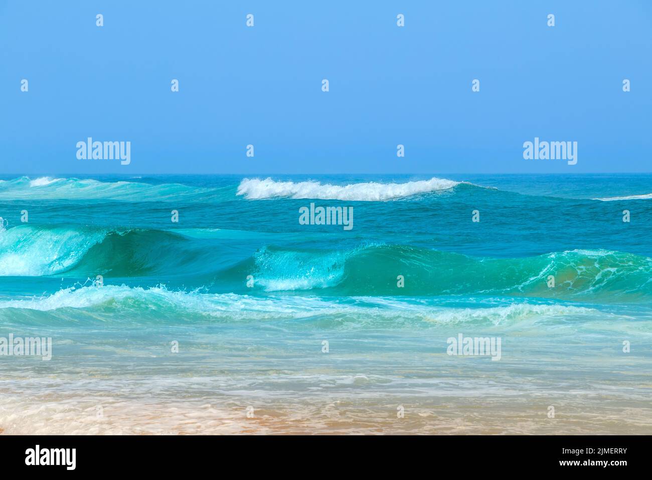 Atlantic ocean water surf hi-res stock photography and images - Alamy