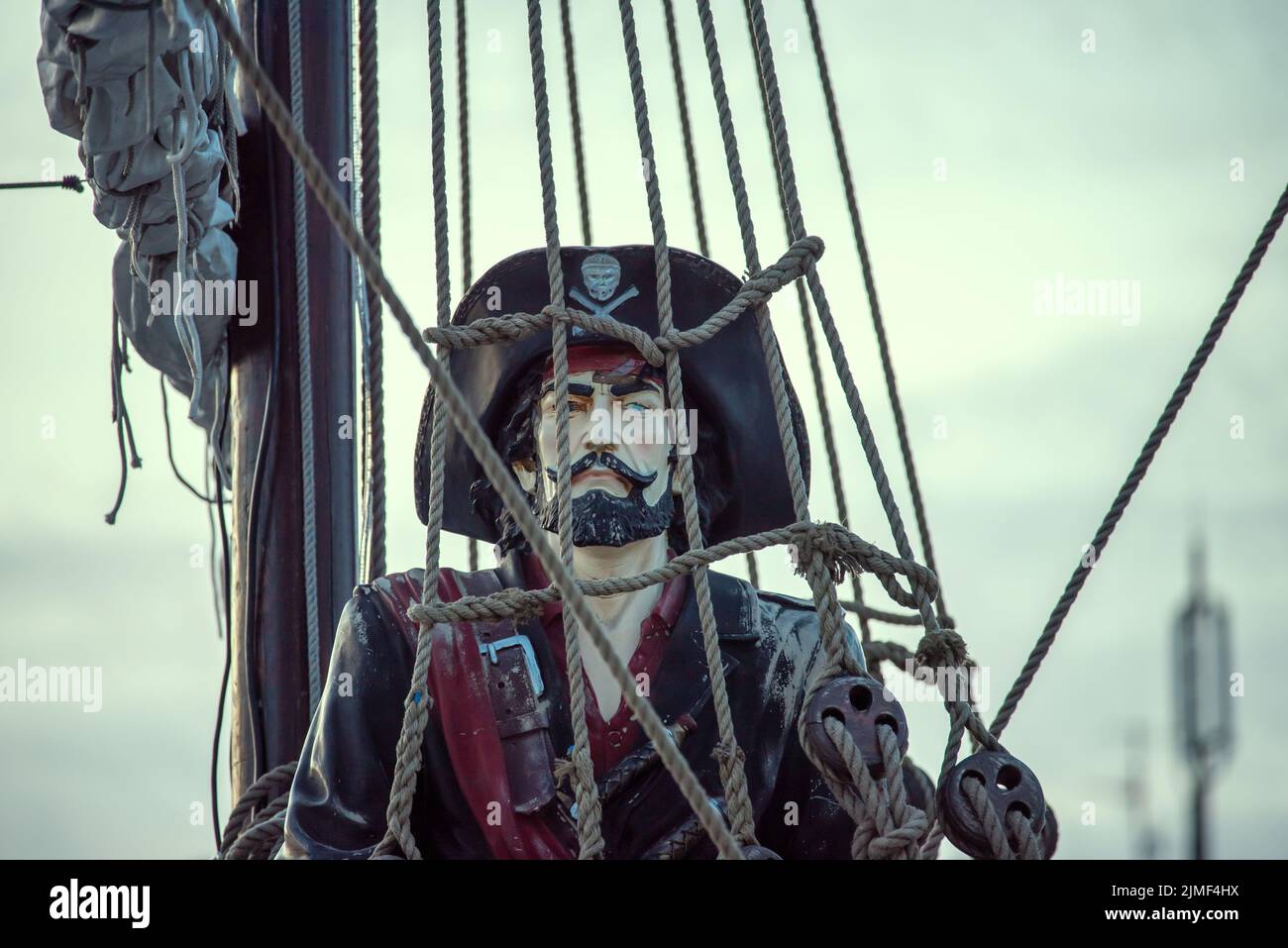 Pirate mask hi-res stock photography and images - Alamy