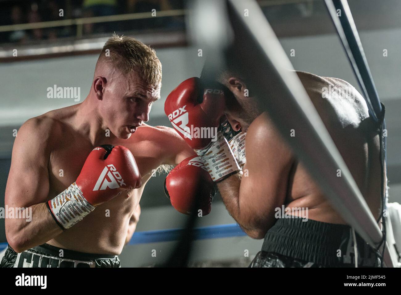 Blackflash boxing hi-res stock photography and images - Alamy