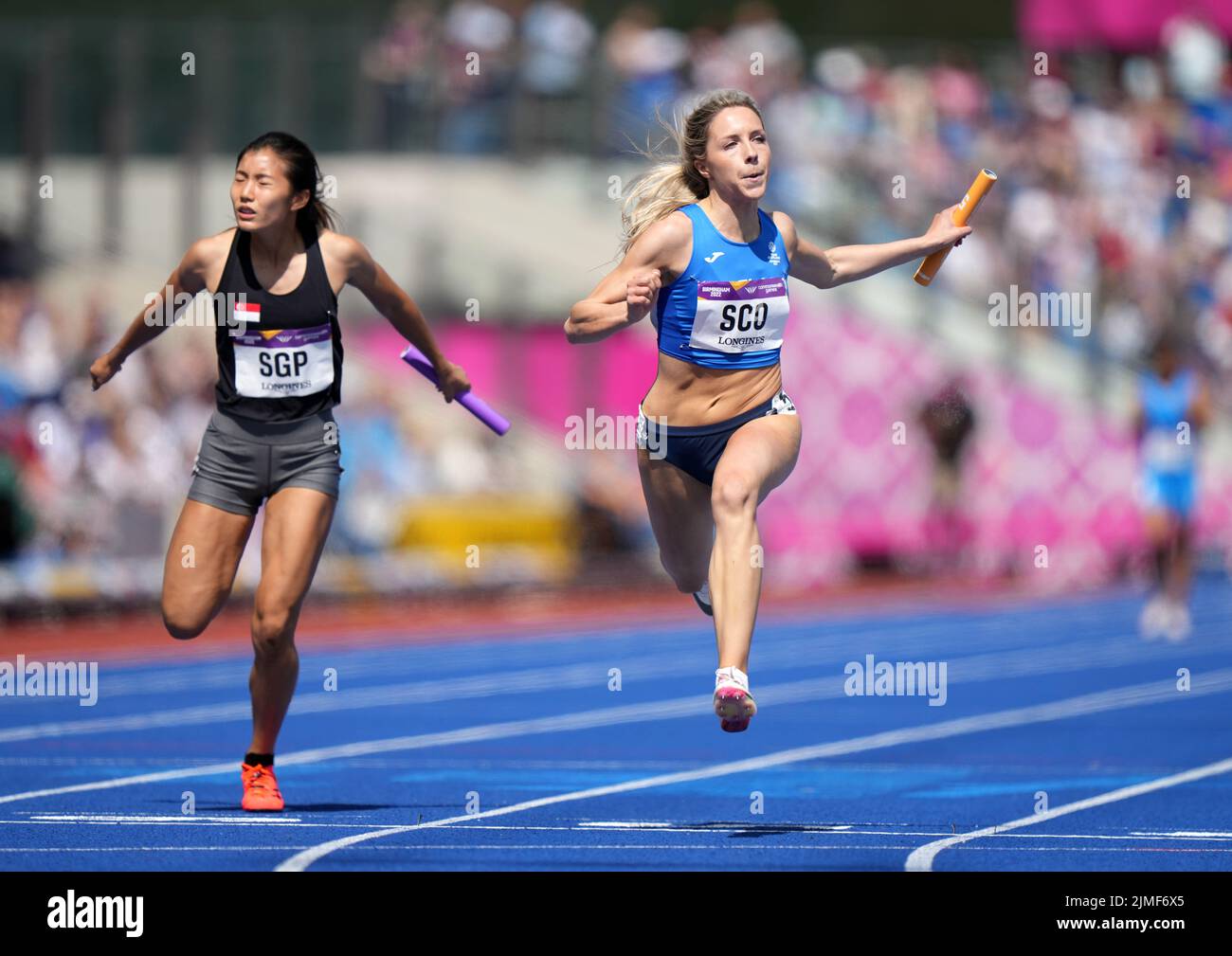Scotland's Taylah Spence (right) in action during the Women's 4x100 ...