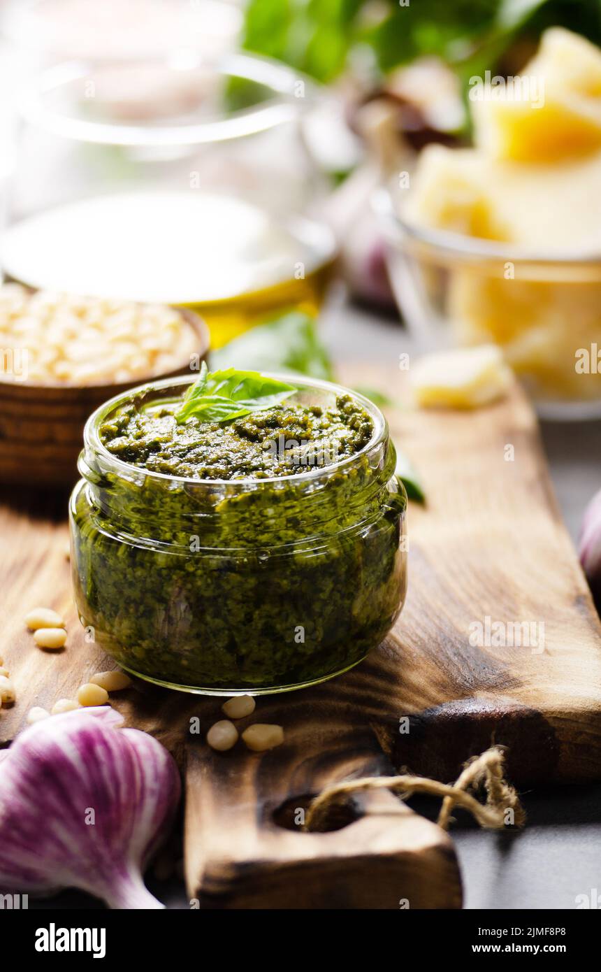 Parmesan jar hi-res stock photography and images - Alamy