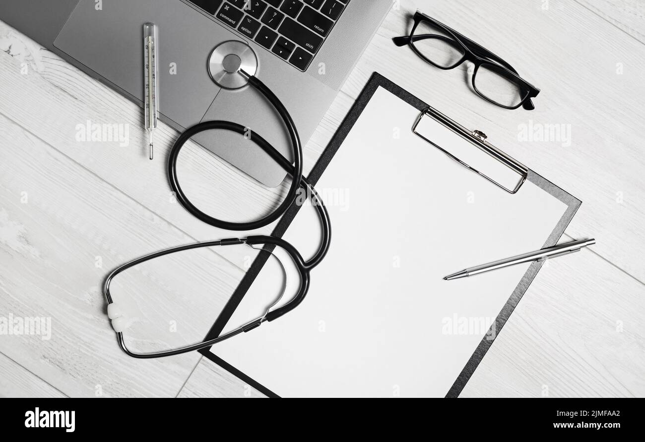 Medical set hi-res stock photography and images - Alamy