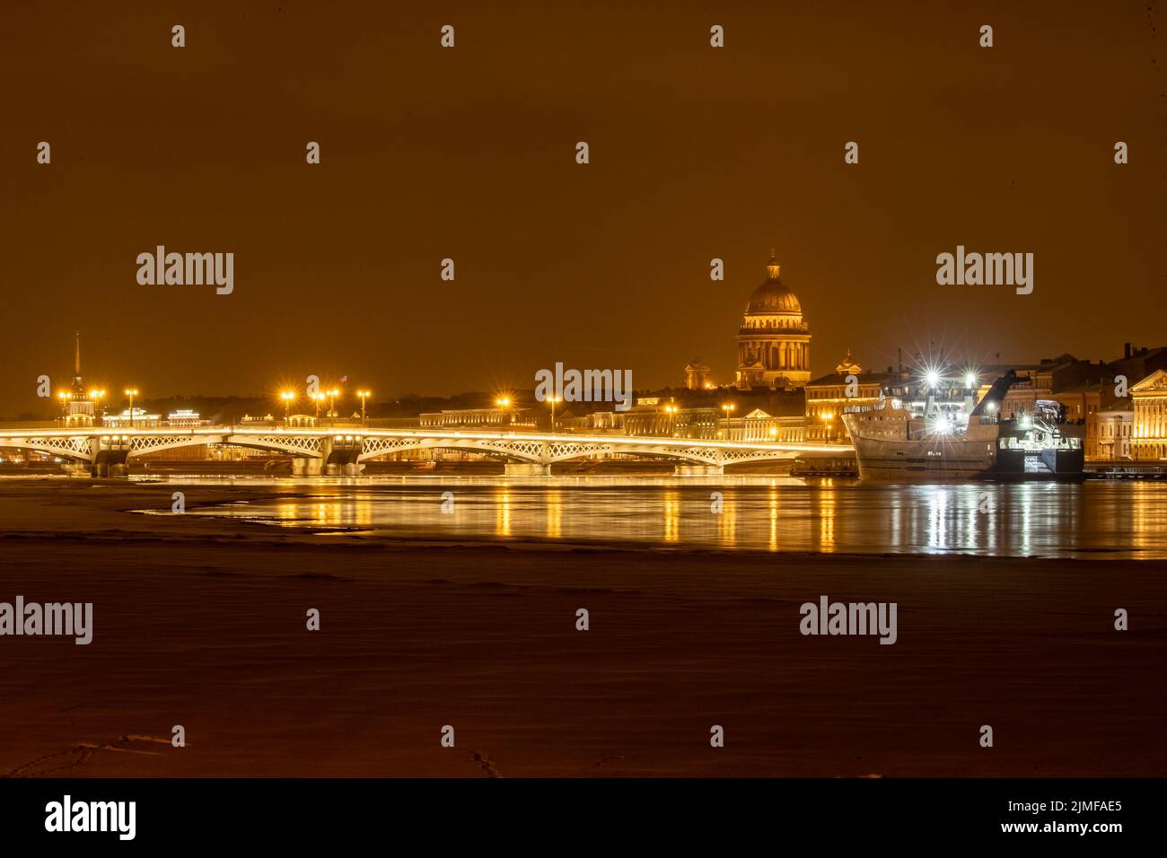 Building near water at night view hi-res stock photography and images ...
