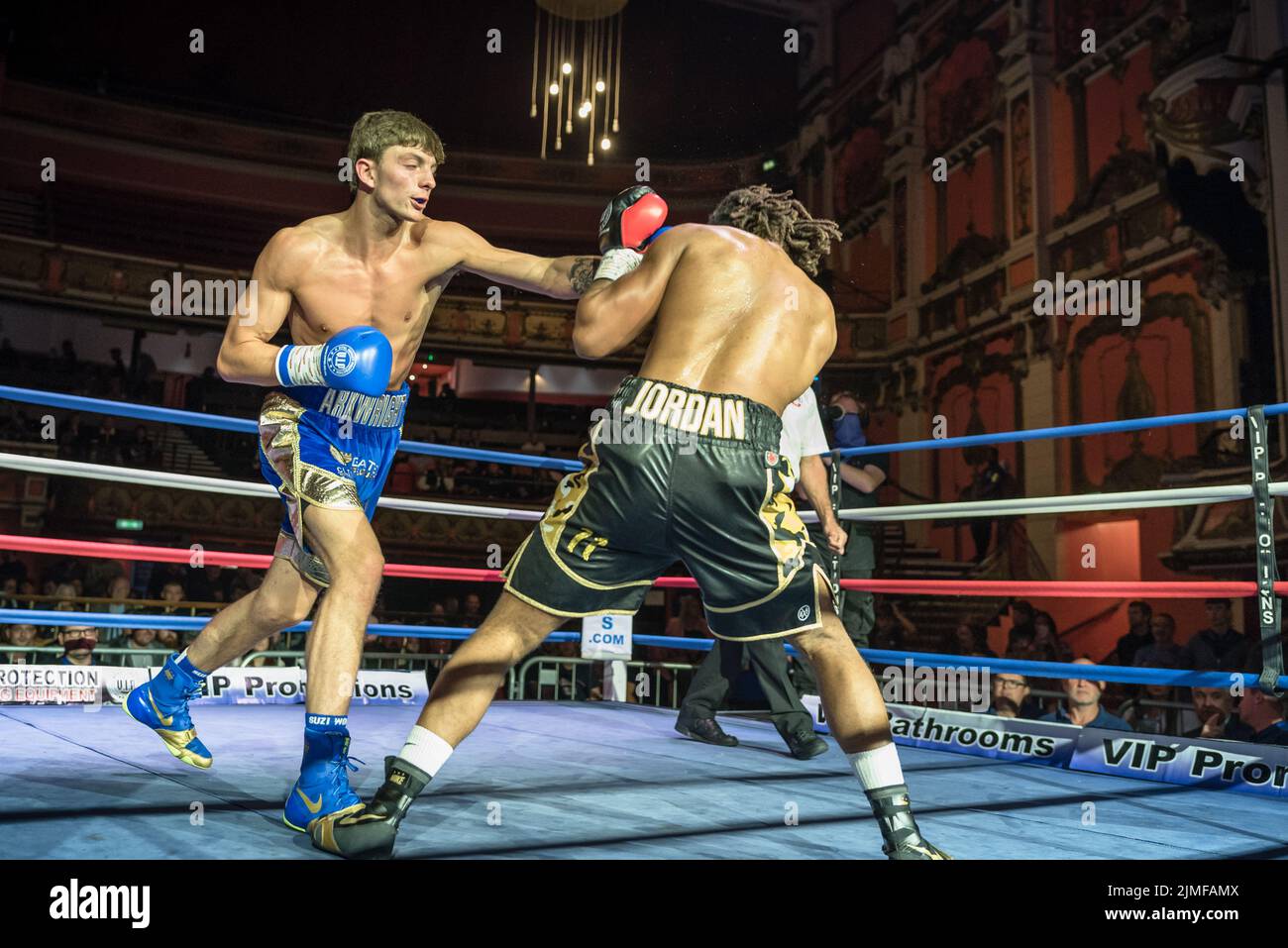 Vip professional boxing hi-res stock photography and images - Alamy