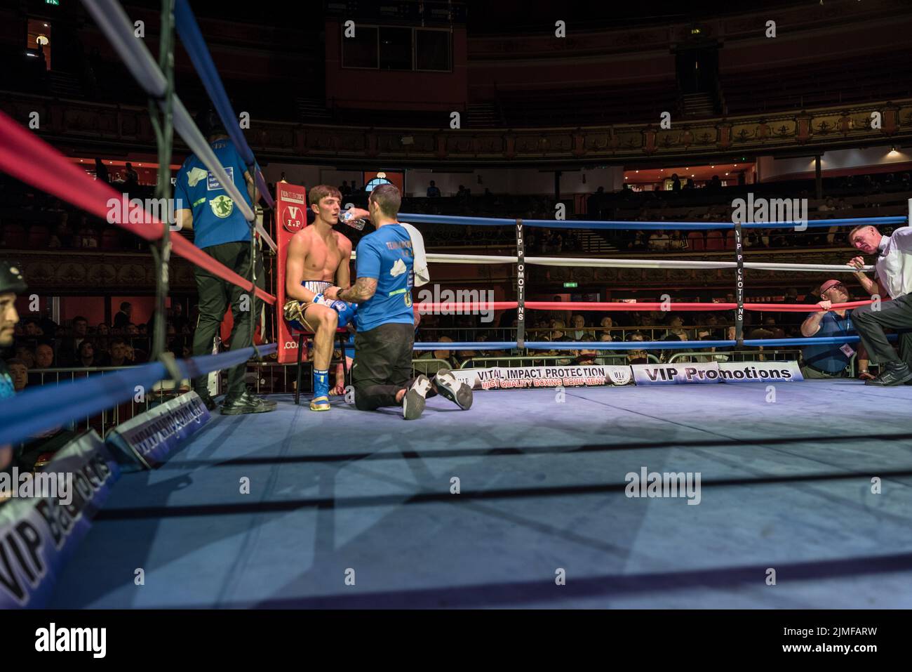 Boxing liverpool olympia hi-res stock photography and images - Alamy