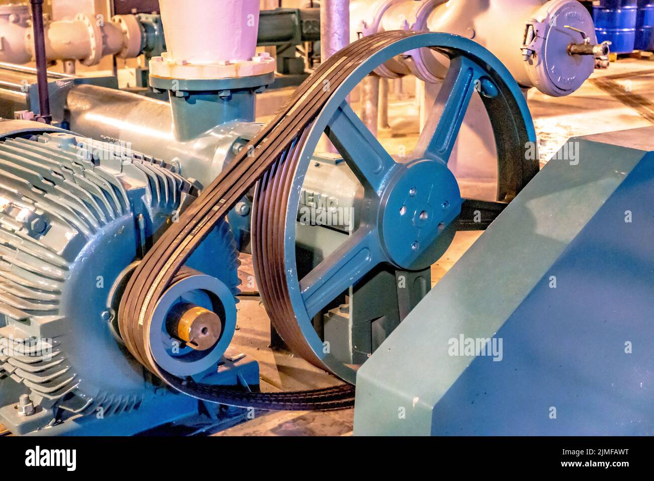 Industrial cables hi-res stock photography and images - Alamy