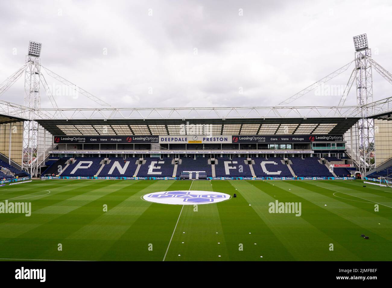Deepdale stadium hi-res stock photography and images - Alamy