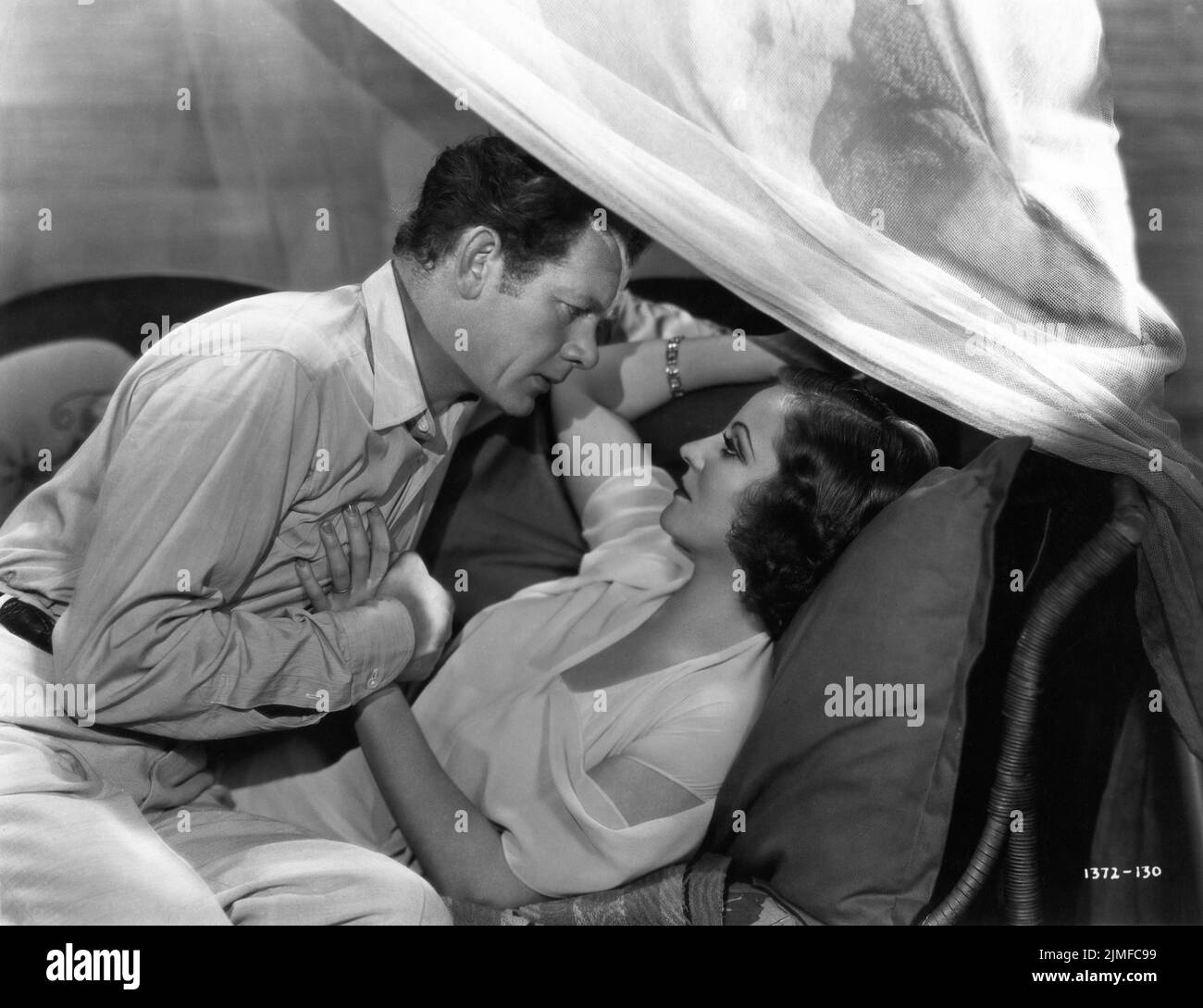 CHARLES BICKFORD and TALLULAH BANKHEAD in THUNDER BELOW 1932 director ...