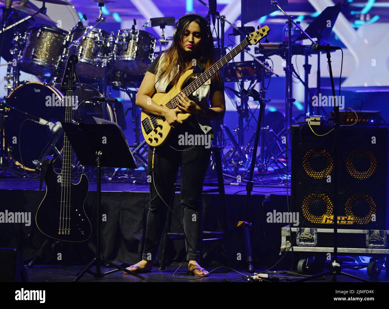 Hollywood FL, USA. 05th Aug, 2022. Mohini Dey performs with A.R. Rahman ...