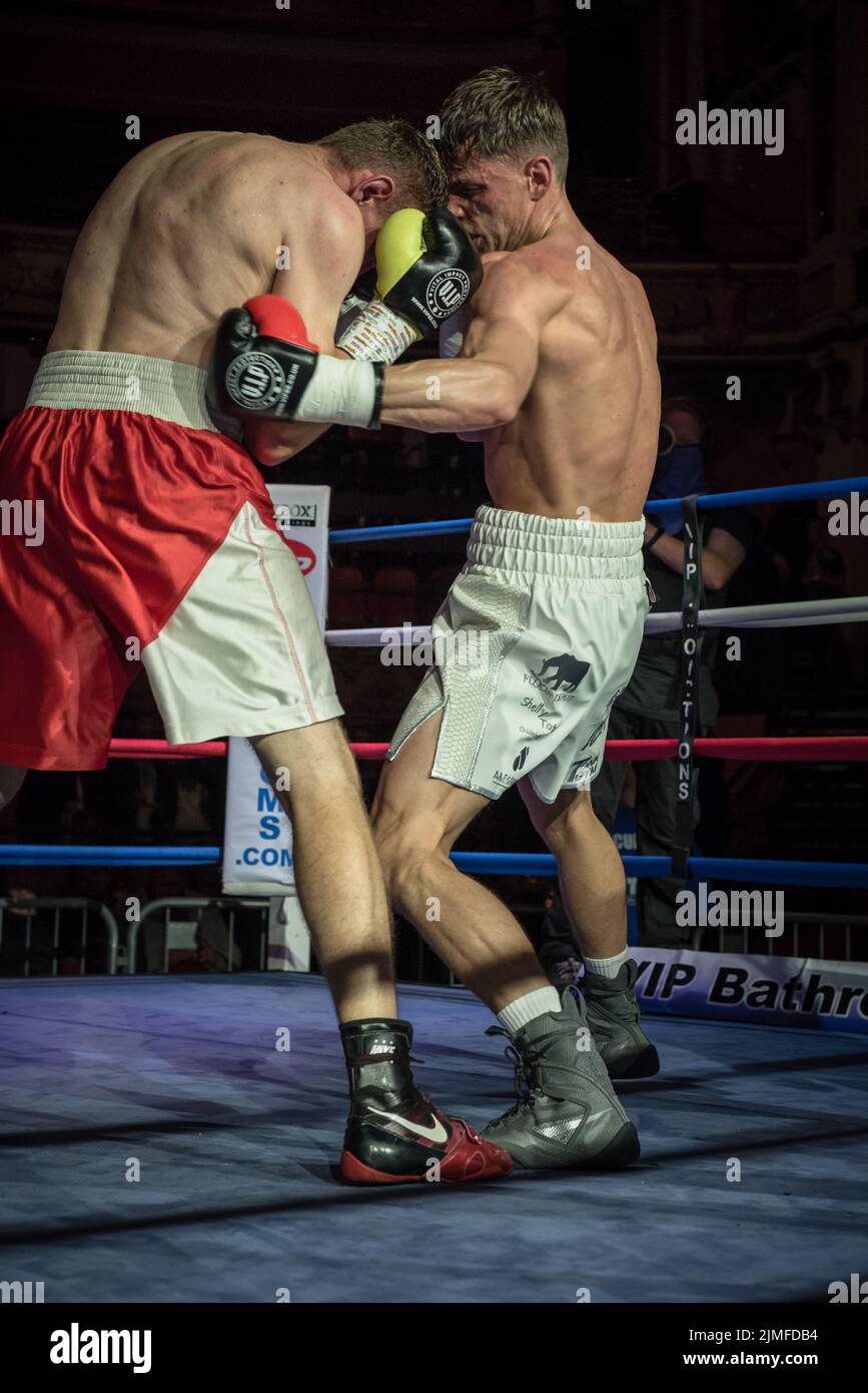 Vip professional boxing hi-res stock photography and images - Alamy