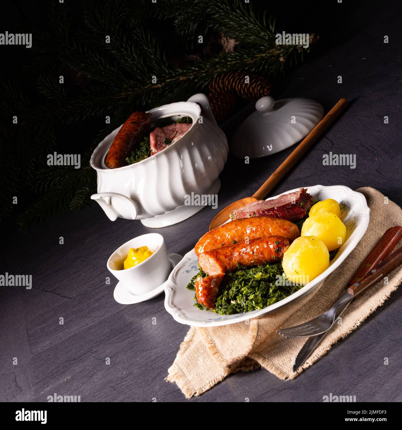 Oldenburg kale with pinkel sausage and kassler Stock Photo - Alamy