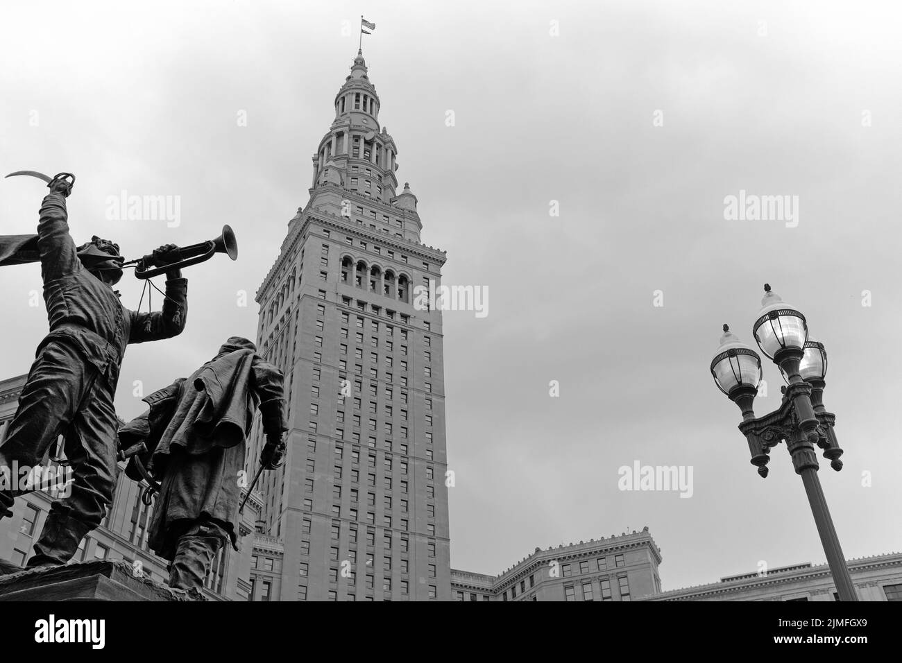 Overcast early evening sky on Public Square in Cleveland, Ohio ...