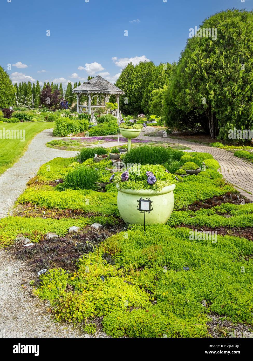 Door county master gardeners association hi-res stock photography and ...