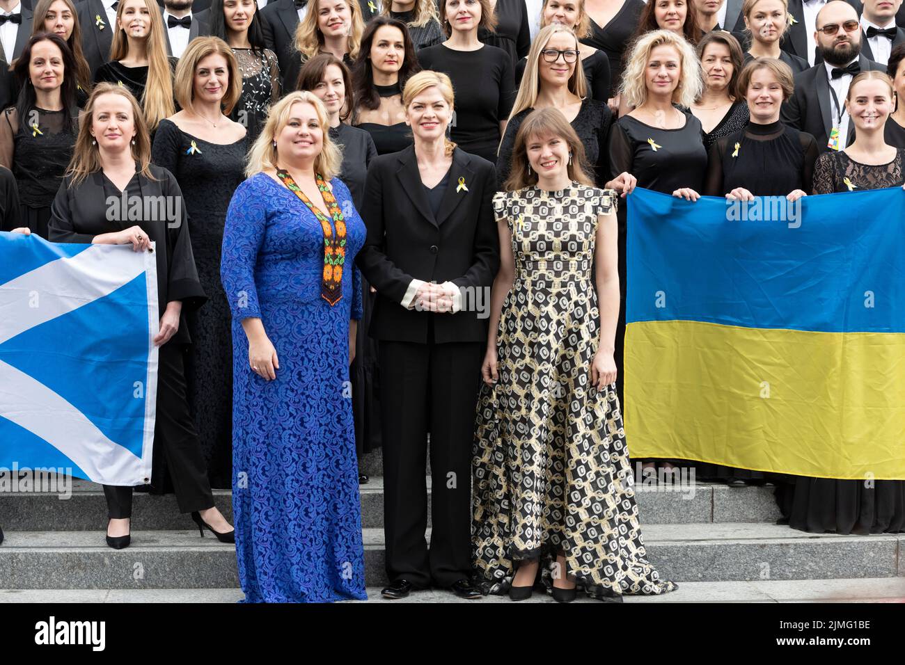 Keri lynn wilson conductor hi-res stock photography and images - Alamy