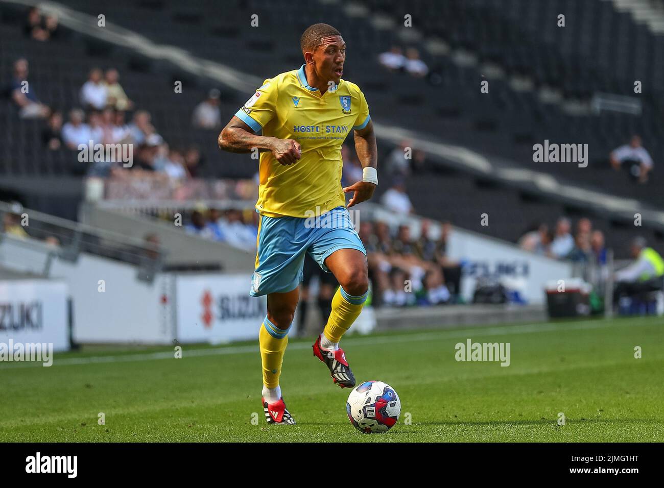 Milton Keynes, UK. 06th Aug, 2022. Liam Palmer #2 of Sheffield ...