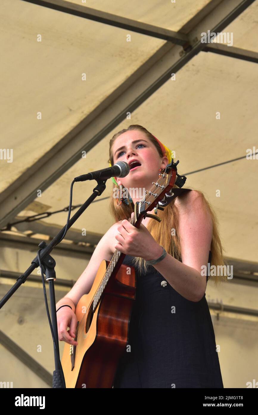 Camilla b hi-res stock photography and images - Alamy