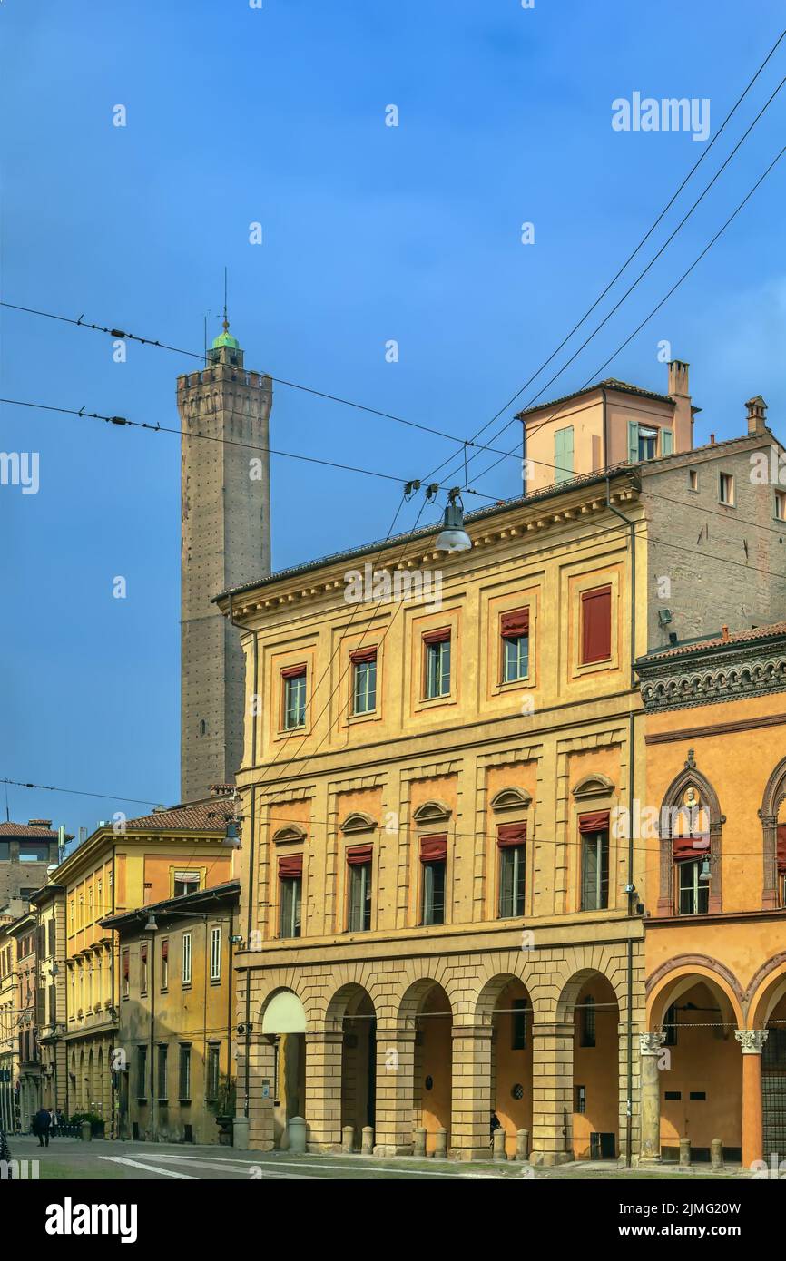 Bologna street hi-res stock photography and images - Alamy